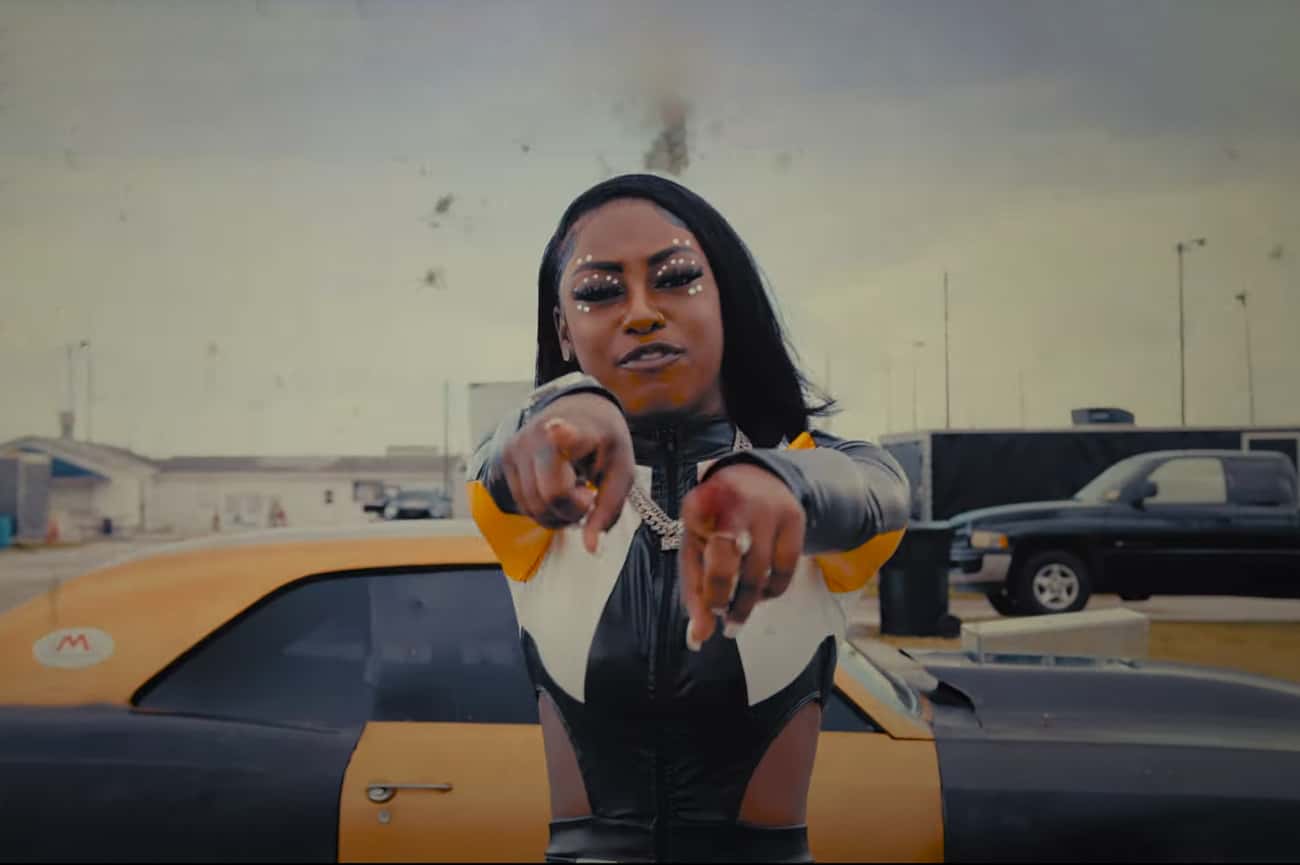 Pretti Emage - First Place - Dilemaradio